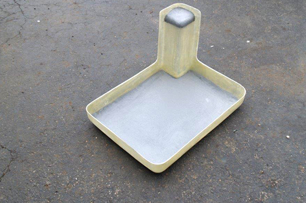 Bucket scuff pad with corner step | Utility Truck Equipment