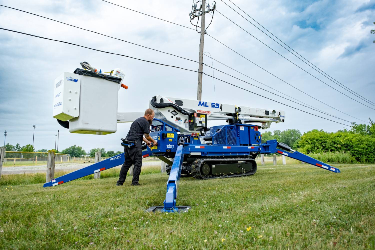 Skylift ML 55 Tracked Material Handler Sales, Service, & Parts ...